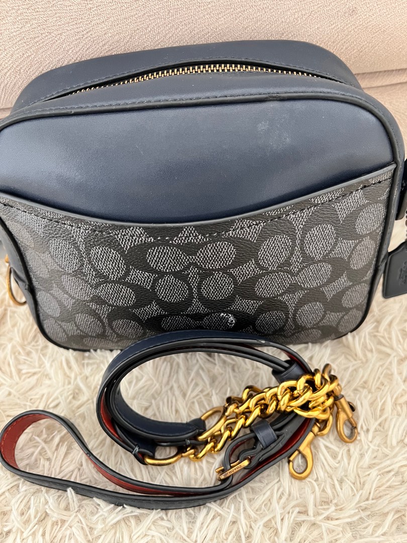 Coach camera bag, Barang Mewah, Tas & Dompet di Carousell