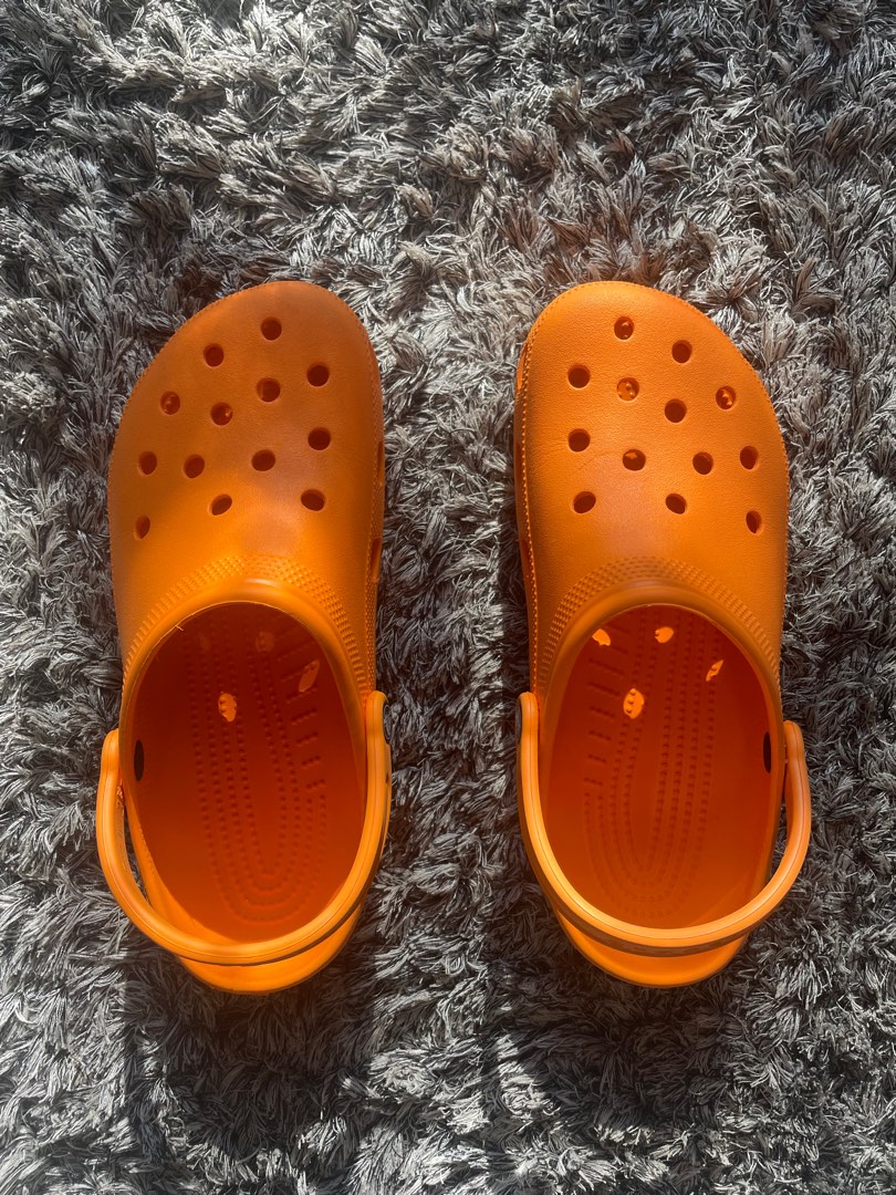 Crocs Classic Clogs Orange Zing, Men's Fashion, Footwear, Slippers ...