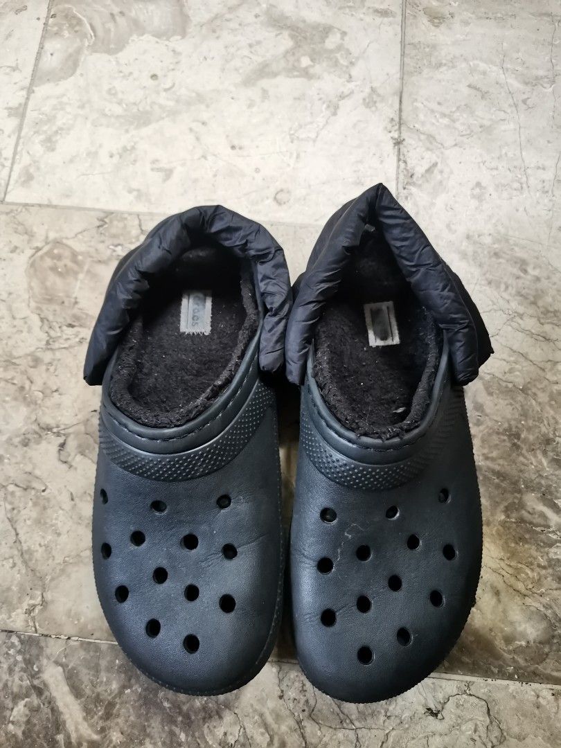 Crocs mens 10, Men's Fashion, Footwear, Slippers & Slides on Carousell