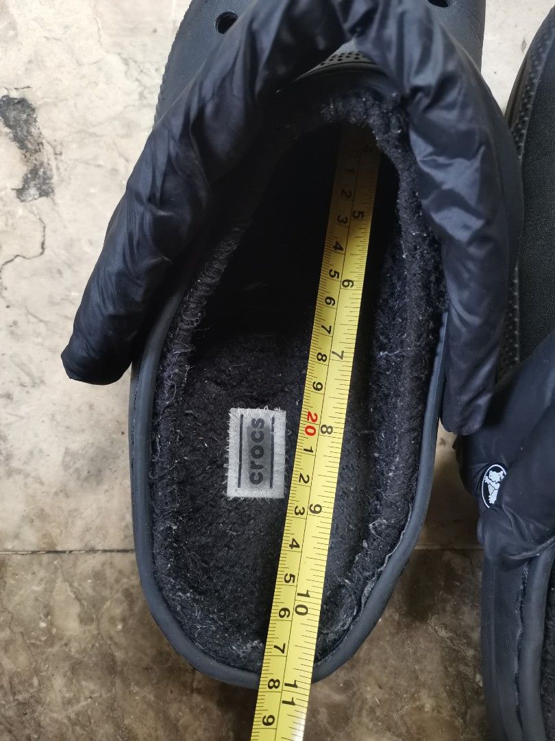 Crocs mens 10, Men's Fashion, Footwear, Slippers & Slides on Carousell