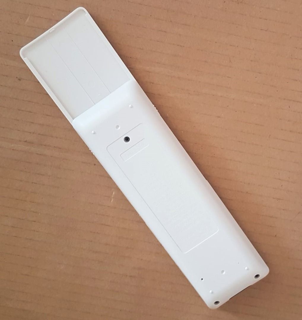Daikin Wireless Remote Control, Model ARC466A19, Compatible with Daikin ...