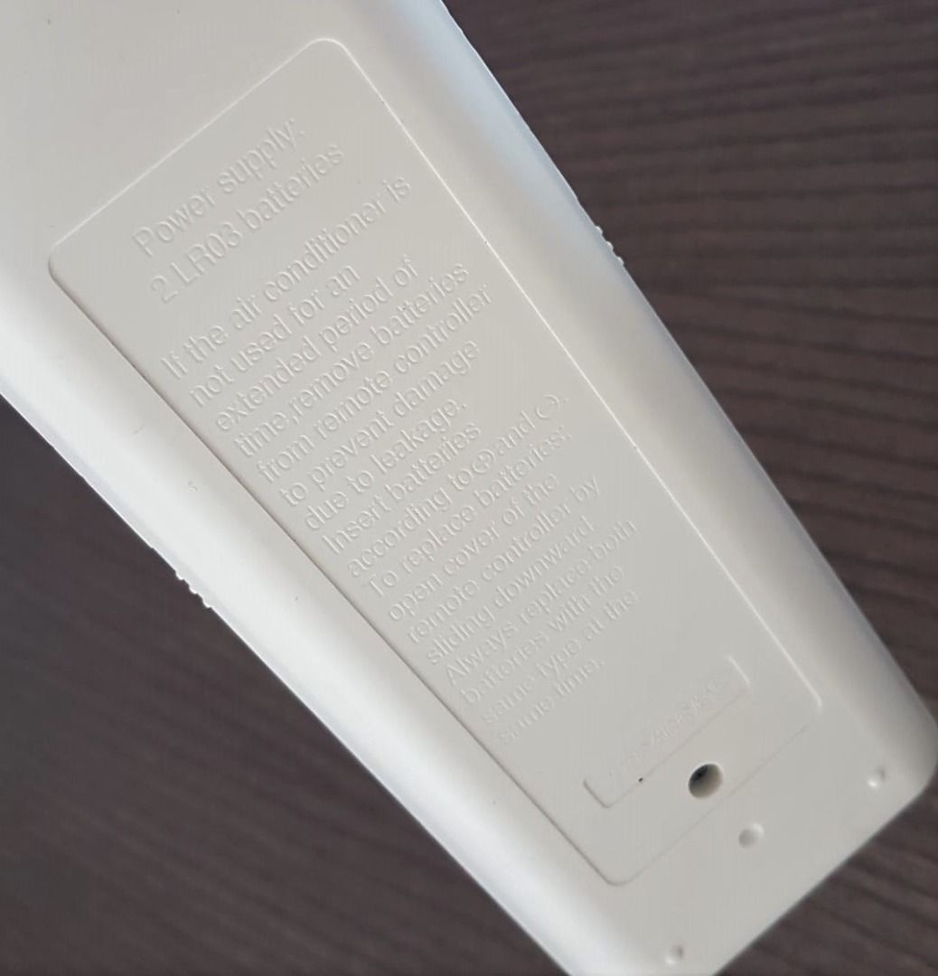 Daikin Wireless Remote Control, Model ARC466A19, Compatible with Daikin ...