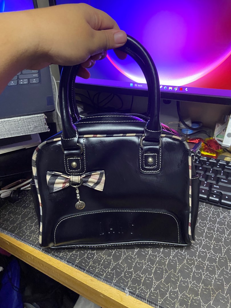 Daks 2-way Bag on Carousell