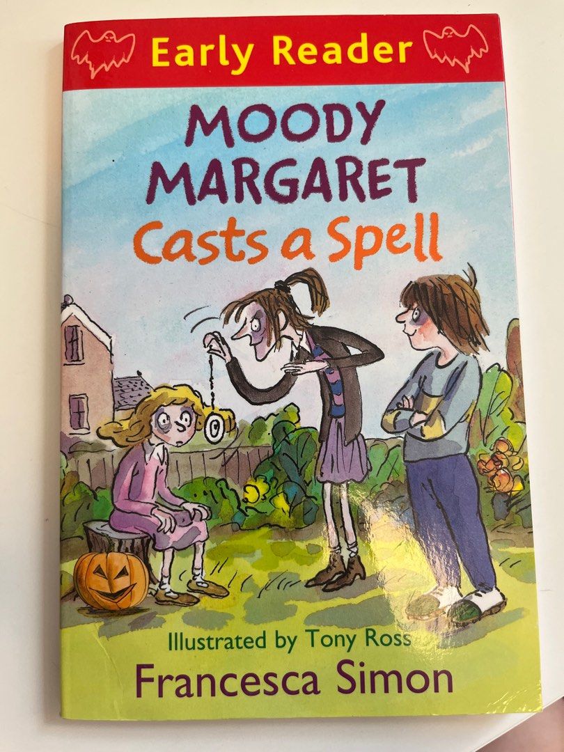 Early reader - moody Margaret cast a spell, 興趣及遊戲, 書本 & 文具, 小朋友書 ...