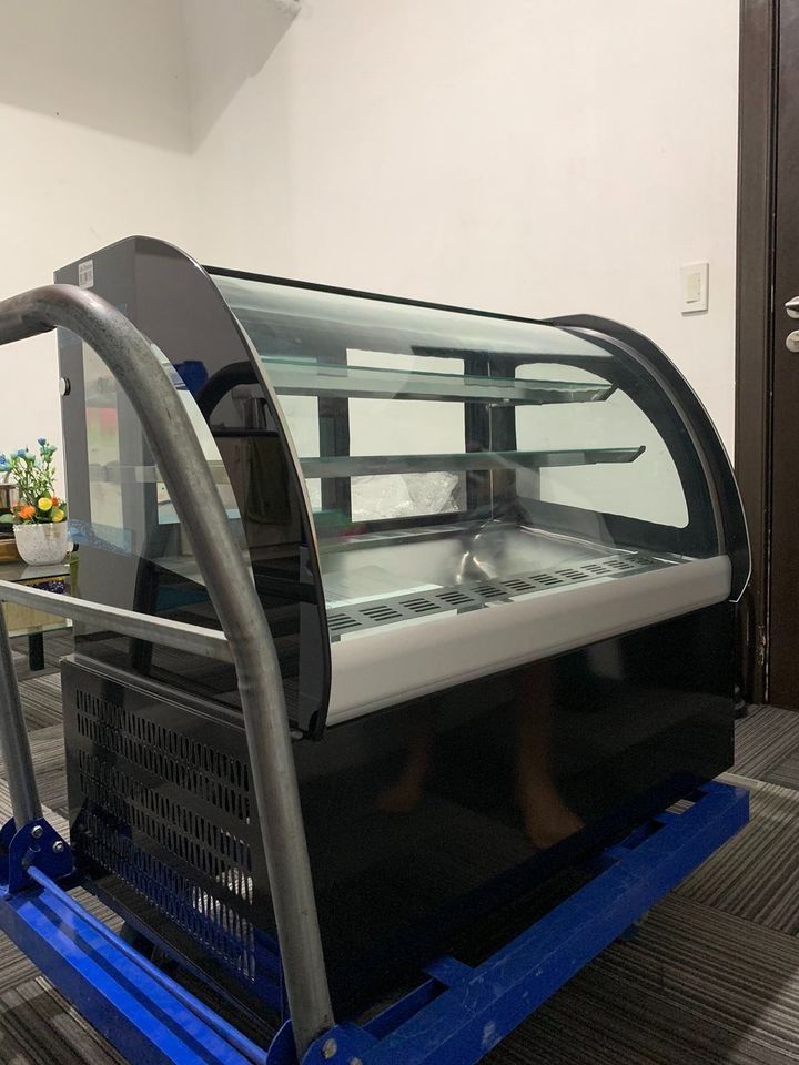 *EP-48 TABLE TOP CAKE CHILLER, Commercial & Industrial, Industrial ...