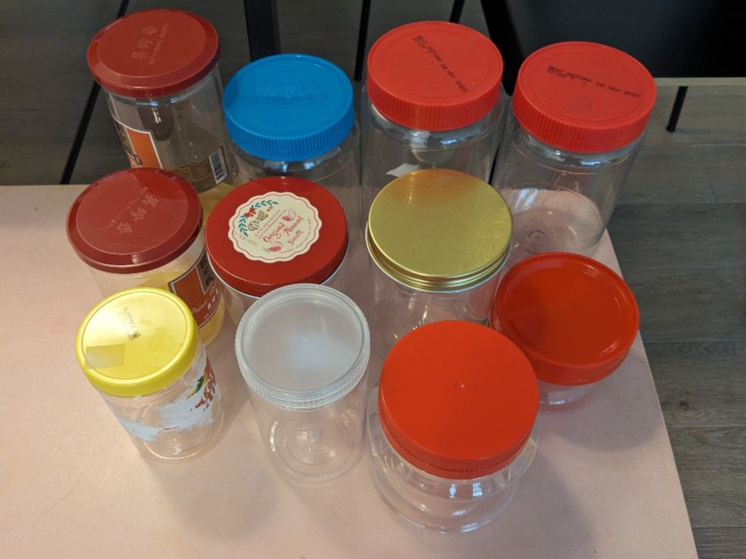FREE Plastic Containers Furniture Home Living Kitchenware free-plastic-containers-furniture-home-living-kitchenware