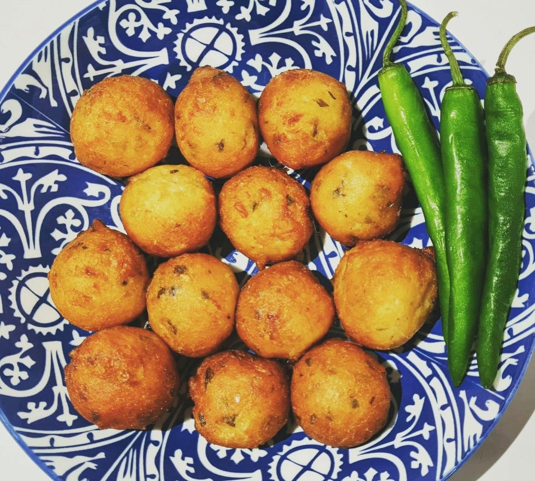 Frozen Homemade Vadeh Ball (Half Fried) / 30pcs, Food & Drinks ...
