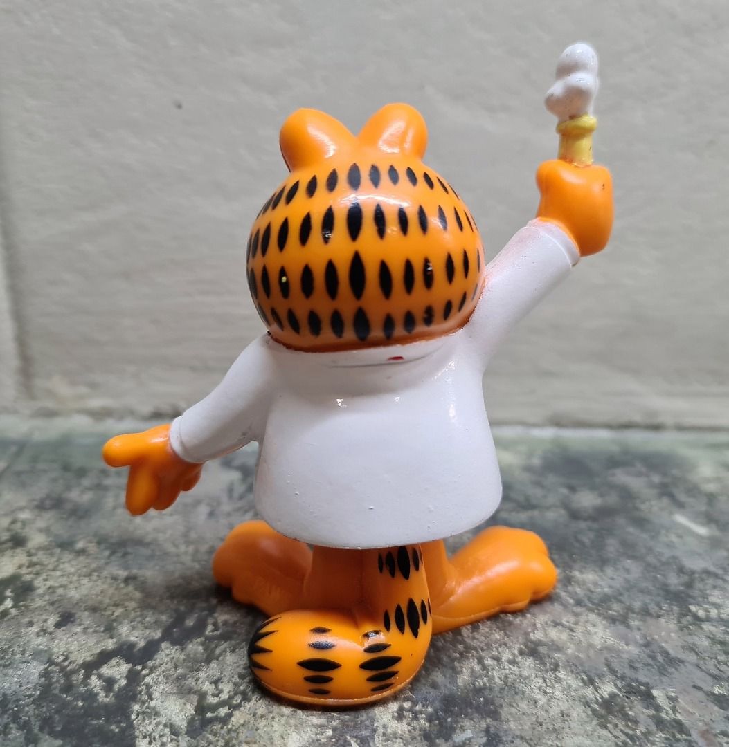 GARFIELD as Alfred Nobel - Paws Collectible PVC Figure, Hobbies & Toys ...