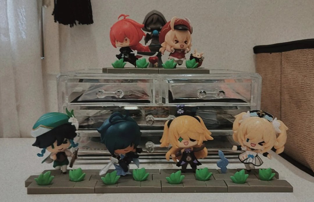Genshin Impact Figurine ! { Mondstadt Archon Statue , Klee , Diluc ...