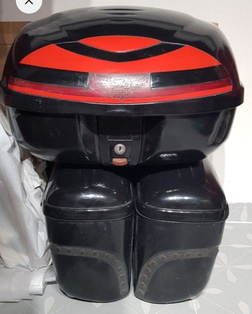 Givi (main & side box), Motorcycles, Motorcycle Accessories on Carousell