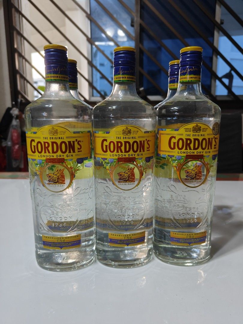 Gordon's London Dry Gin (Travellers Edition), Food & Drinks, Alcoholic ...