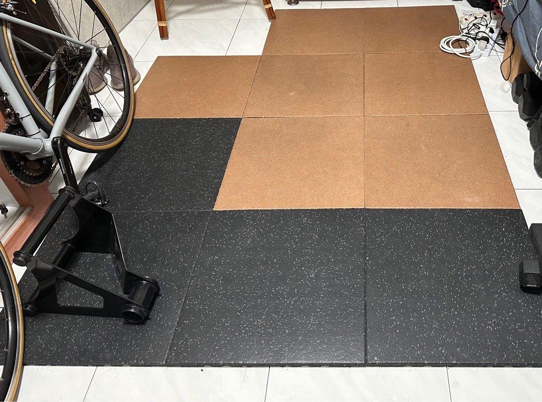 Gym floor rubber mat 50cm by 50 cm 2cm thick, Sports Equipment ...
