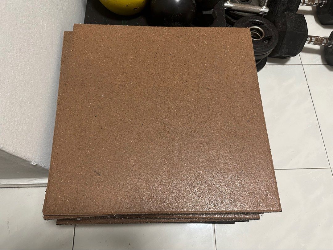 Gym floor rubber mat 50cm by 50 cm 2cm thick, Sports Equipment ...