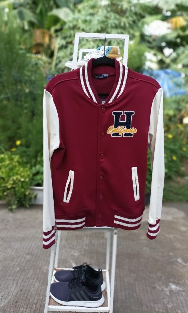 Hangten Jaket varsity Sale 123rb, Fesyen Pria, Pakaian , Baju Luaran di Carousell