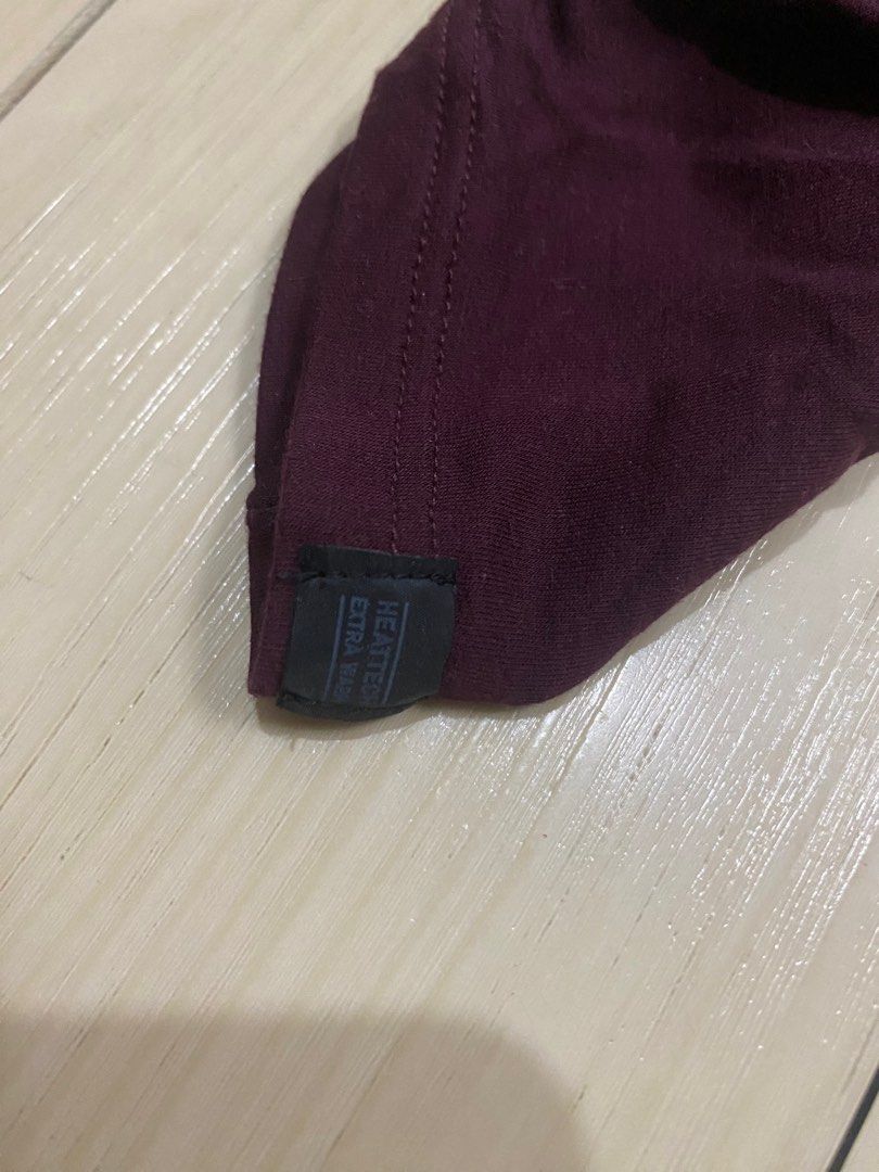 Heatech ultra light - winter clothes - UNIQLO - SMALL on Carousell