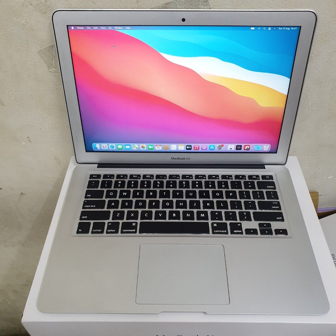 (iBox) MacBook Air 2017 | 8GB | 128GB | 13 inch Garansi Resmi iBox ...