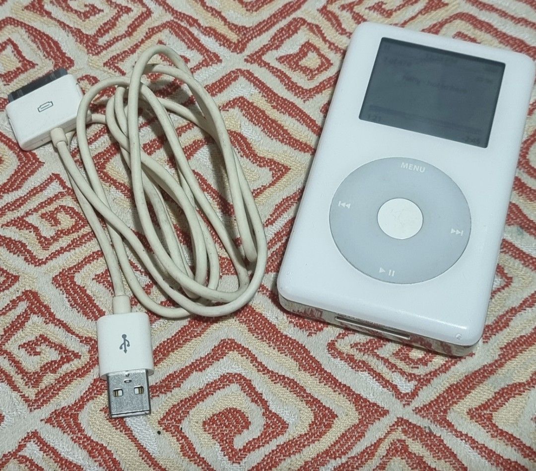 ipod photo 4th gen 40gb on Carousell
