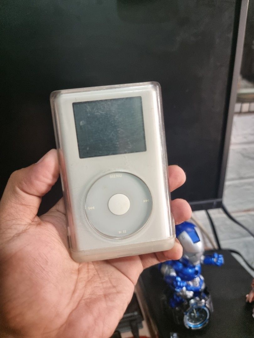 ipod photo 4th gen 40gb on Carousell