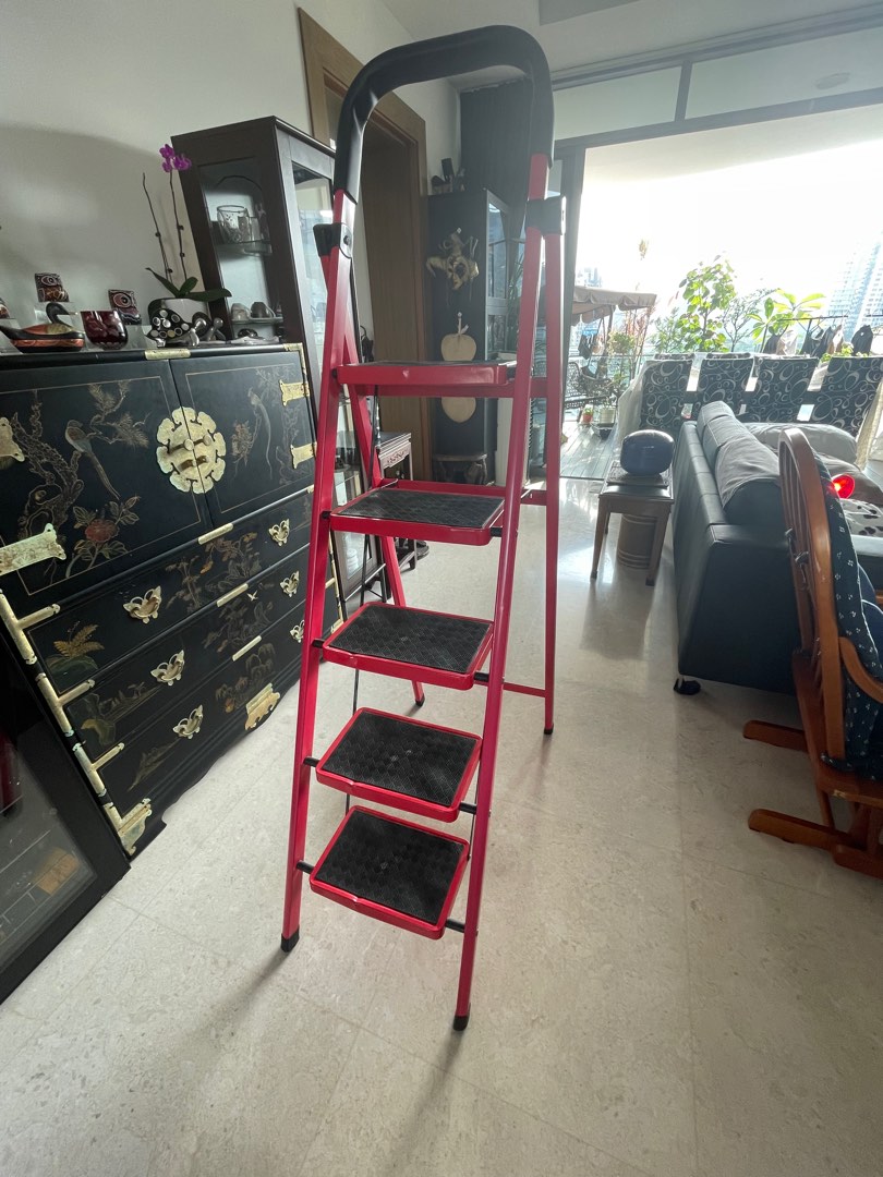 Ladder 5 steps, Furniture & Home Living, Home Improvement ...