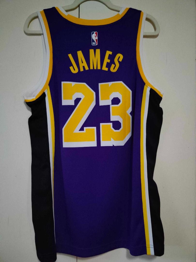 LBJ 2020 Statement Edition Swingman, Men's Fashion, Activewear on Carousell