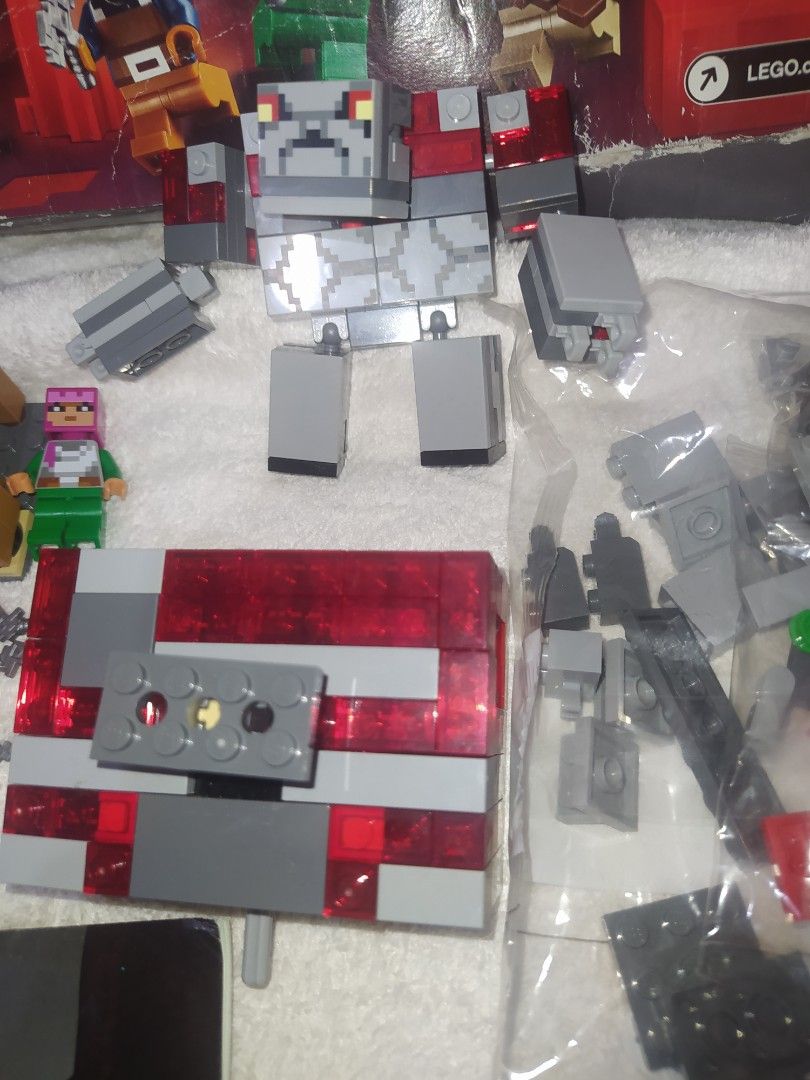 LEGO Minecraft Dungeon Version, Hobbies & Toys, Toys & Games on Carousell