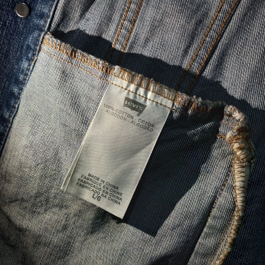 LEVIS TRUCKER VEST, Men's Fashion, Tops & Sets, Vests on Carousell