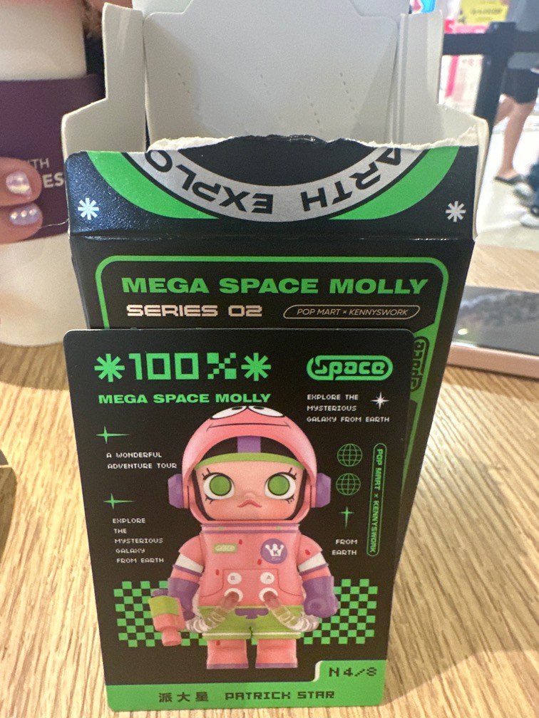 Mega space Molly 2 - Patrick star, Hobbies & Toys, Toys & Games on ...