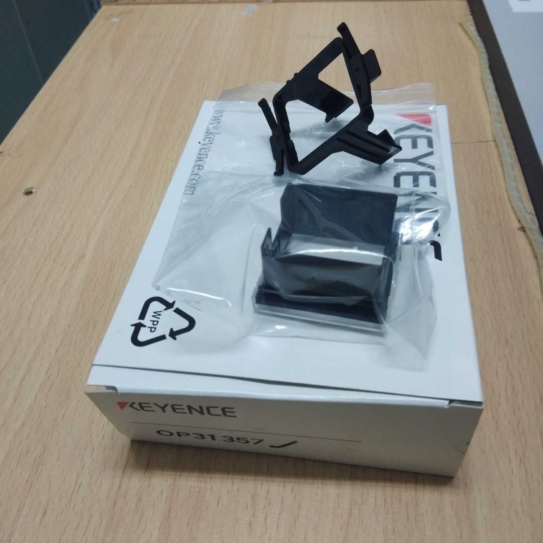 Orginal Brand New Keyence Panel mounting bracket OP-31357 for AP30/40 ...