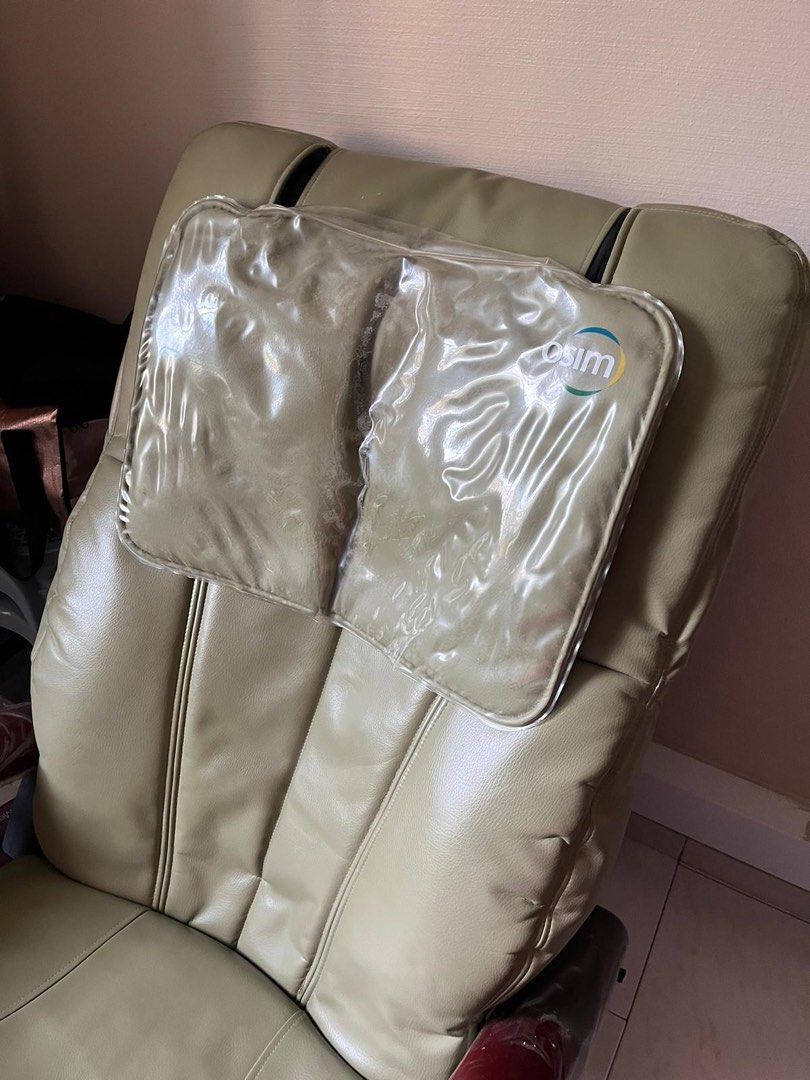 Osim IMEDIC Massage Chair, Health & Nutrition, Massage Devices on Carousell
