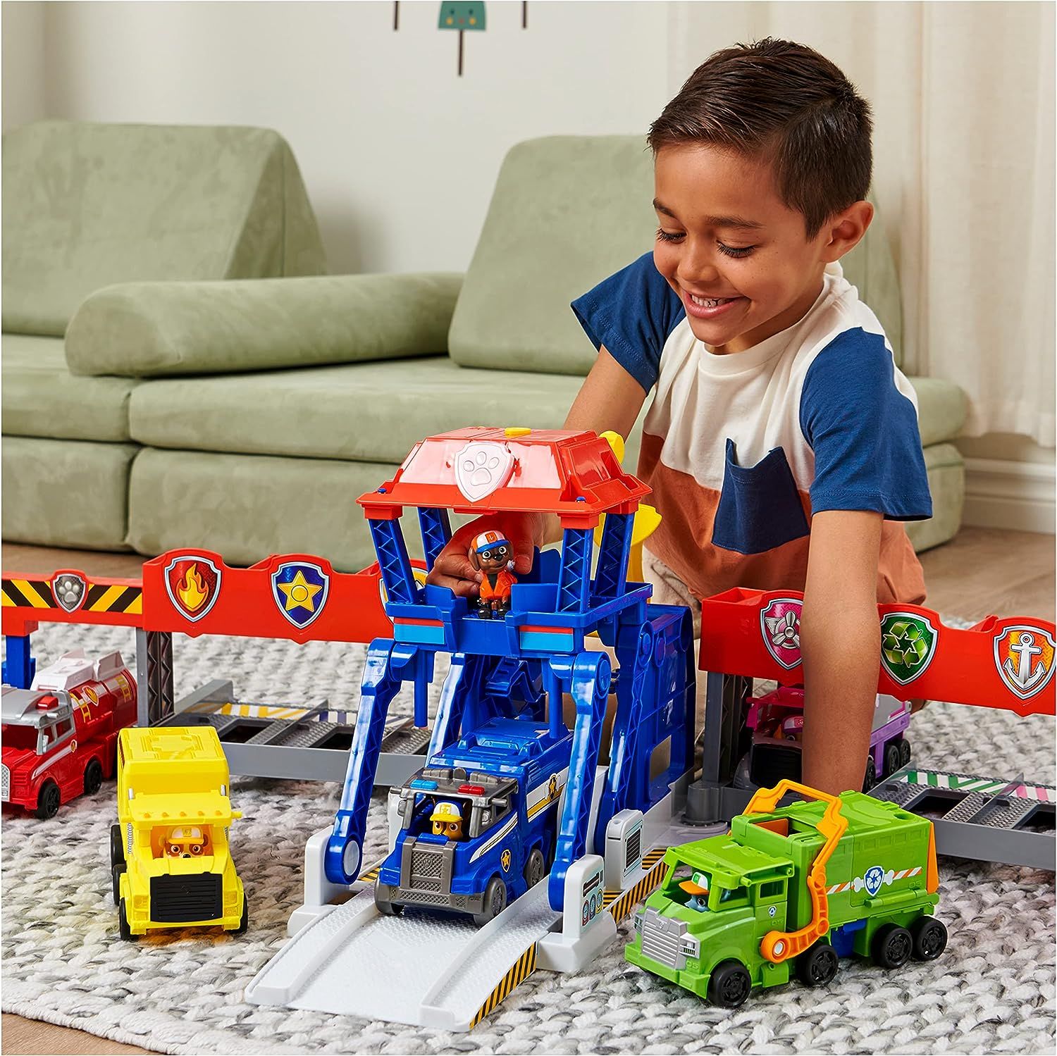 Paw Patrol Big Rig Highway Rescue Playset (Multicolor), Hobbies & Toys ...