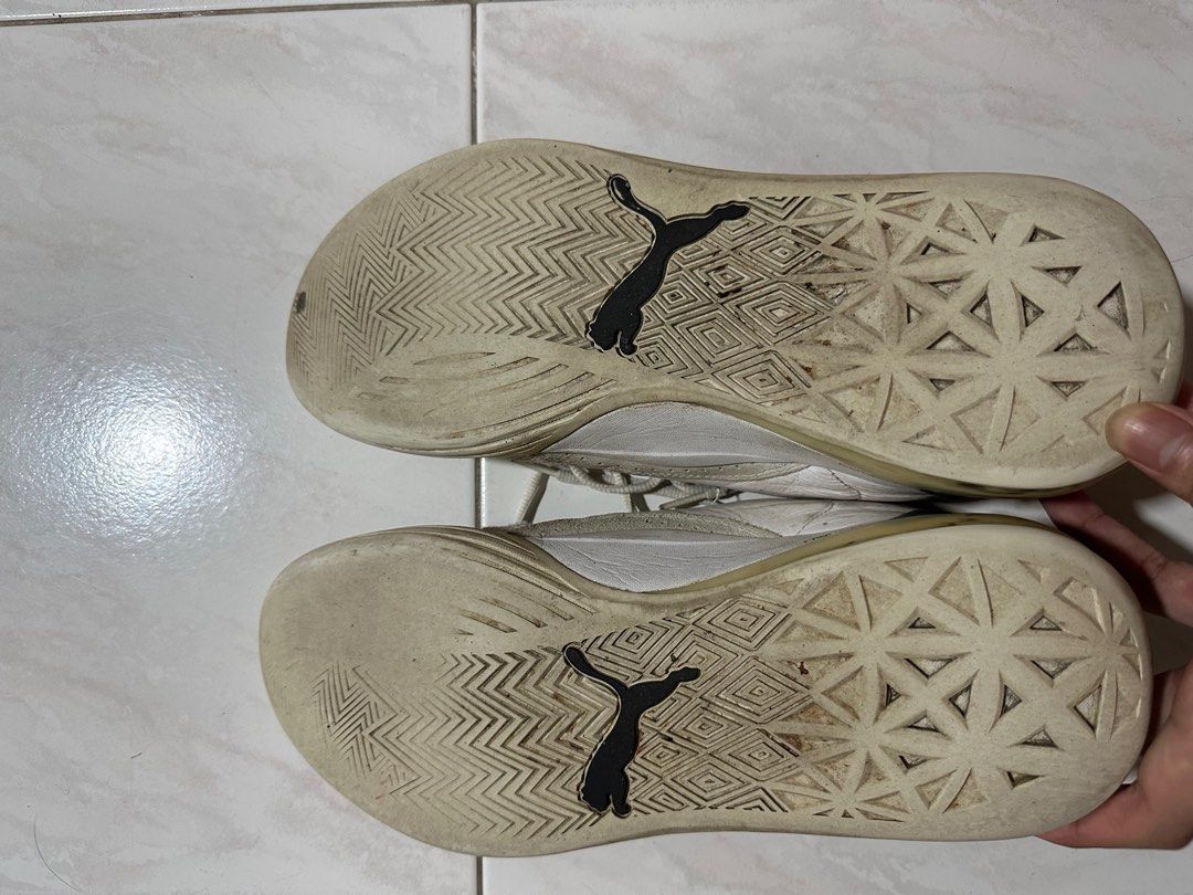 Puma Clyde Hardwood, Men's Fashion, Footwear, Sneakers on Carousell