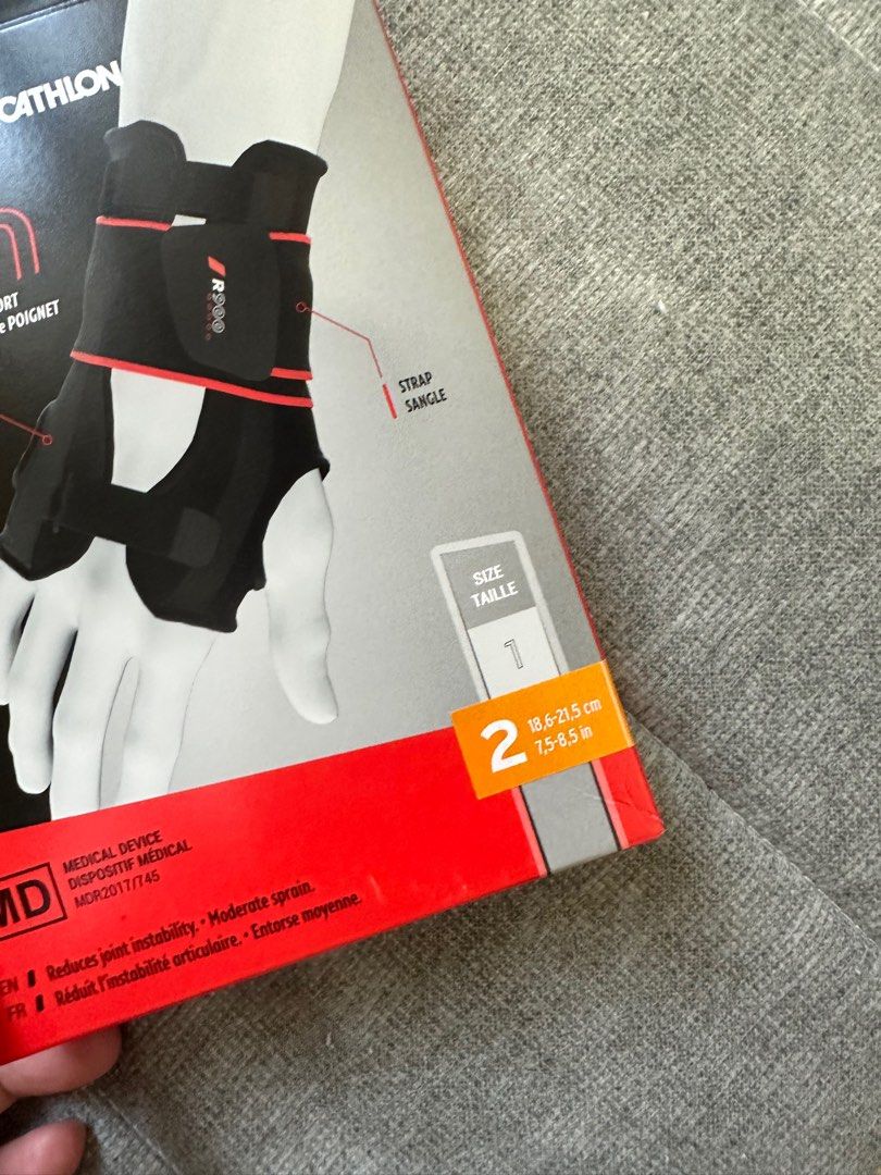R900 Wrist Support - Metal - Like New, Health & Nutrition, Braces ...