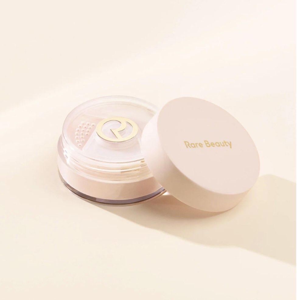 Rare Beauty Always An Optimist Soft Radiance Setting Powder in Light ...