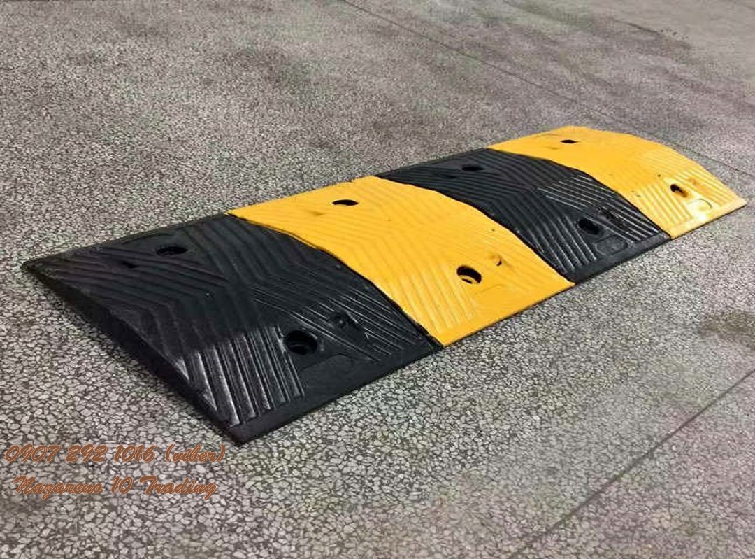 Rubber humps 26, Commercial & Industrial, Construction & Building ...