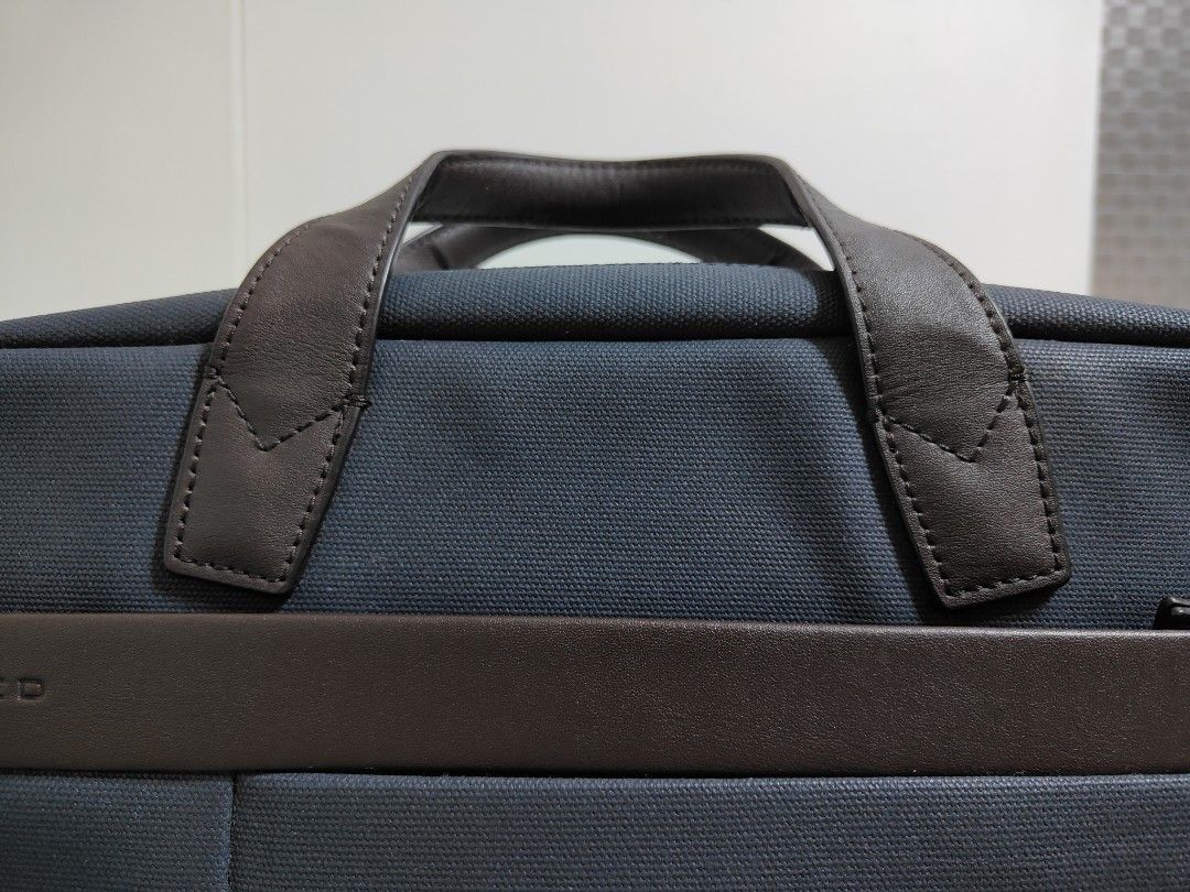 Samsonite RED Brillo 2 Briefcase, Men's Fashion, Bags, Briefcases on ...