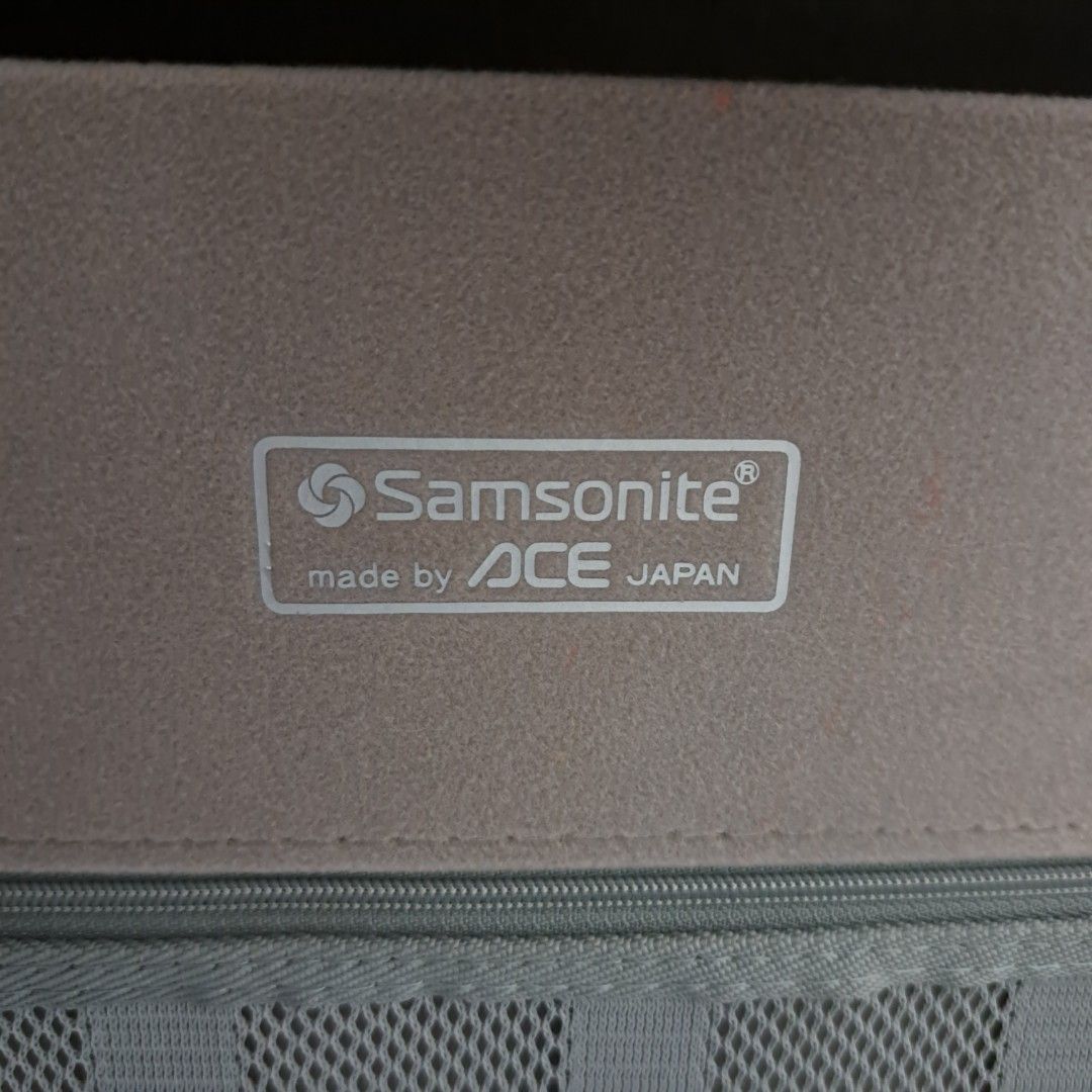Samsonite XL Luggage, Hobbies & Toys, Travel, Luggage on Carousell