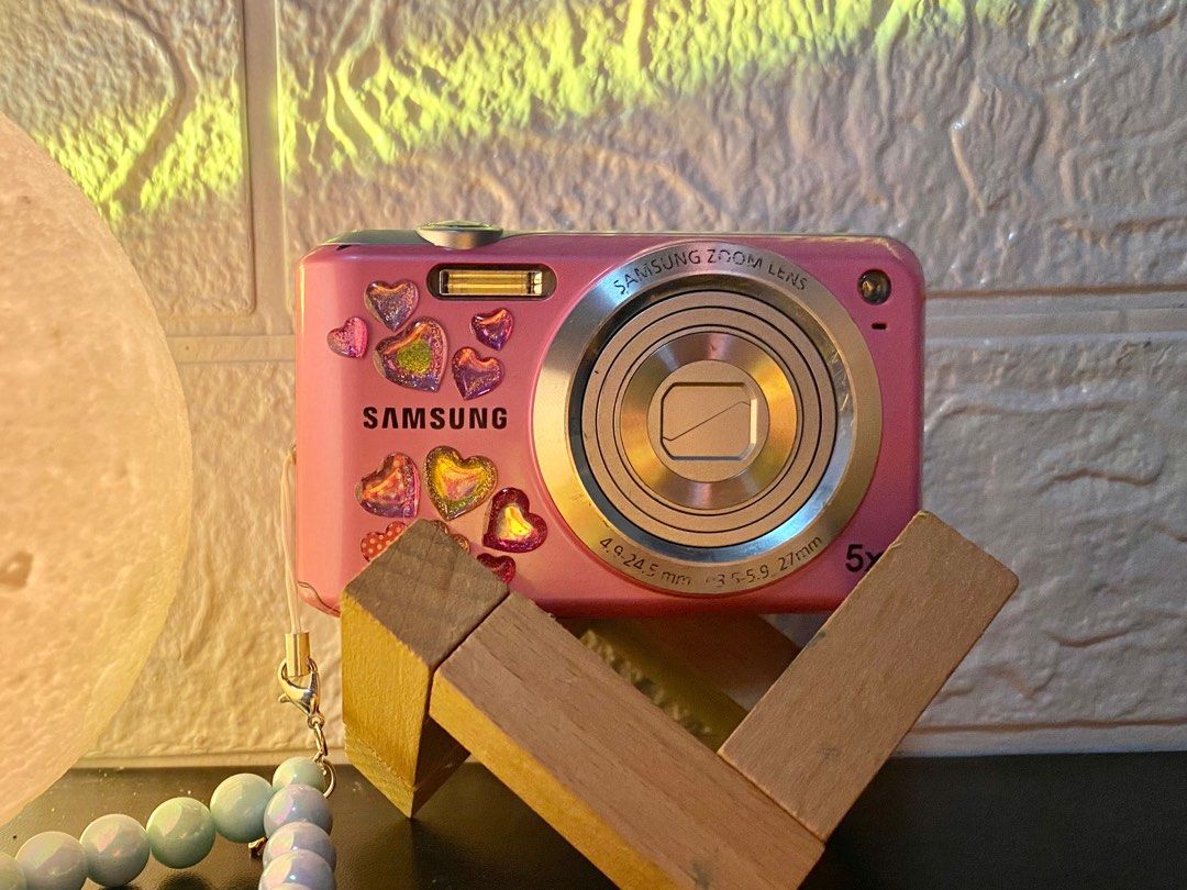 SAMSUNG ES65, Photography, Cameras on Carousell