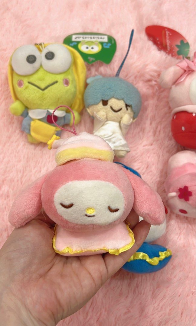 Sanrio dolls, Hobbies & Toys, Toys & Games on Carousell