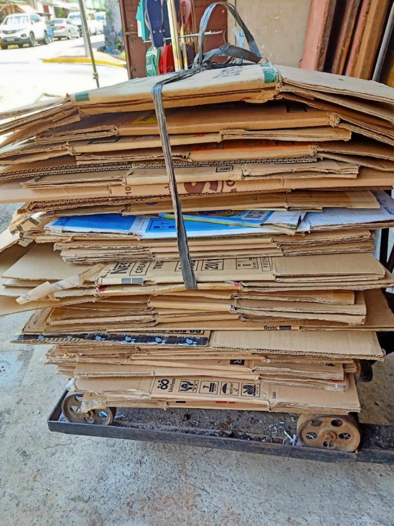 Scrap karton/carton/corrugated box for shopee lazada PER KILO ...