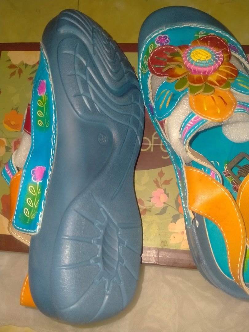 Socofy bohemia clogs, Women's Fashion, Footwear, Sandals on Carousell