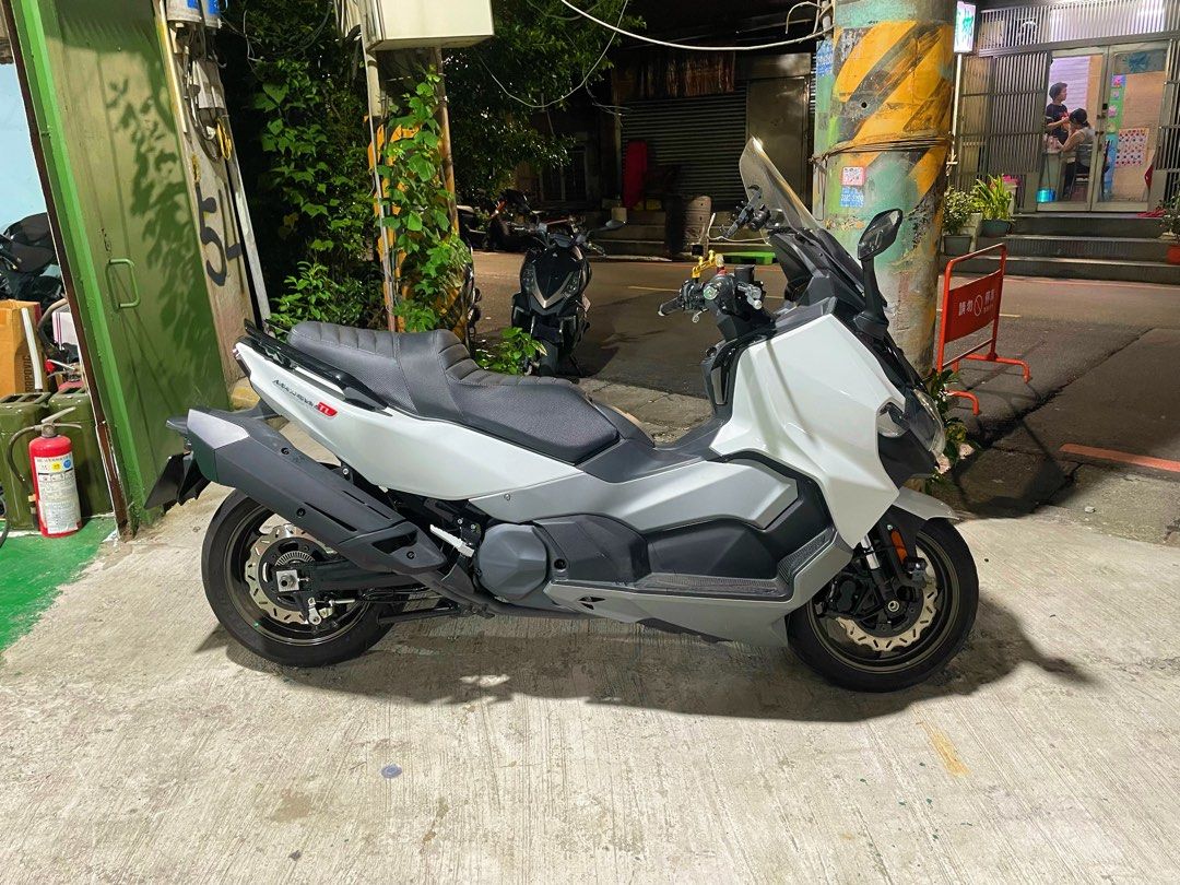 SYM TL500, 機車, 重機在旋轉拍賣