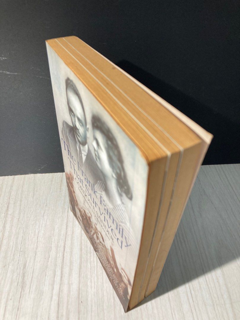 The Frank Family That Survived by Gordon F Sander, Hobbies & Toys ...