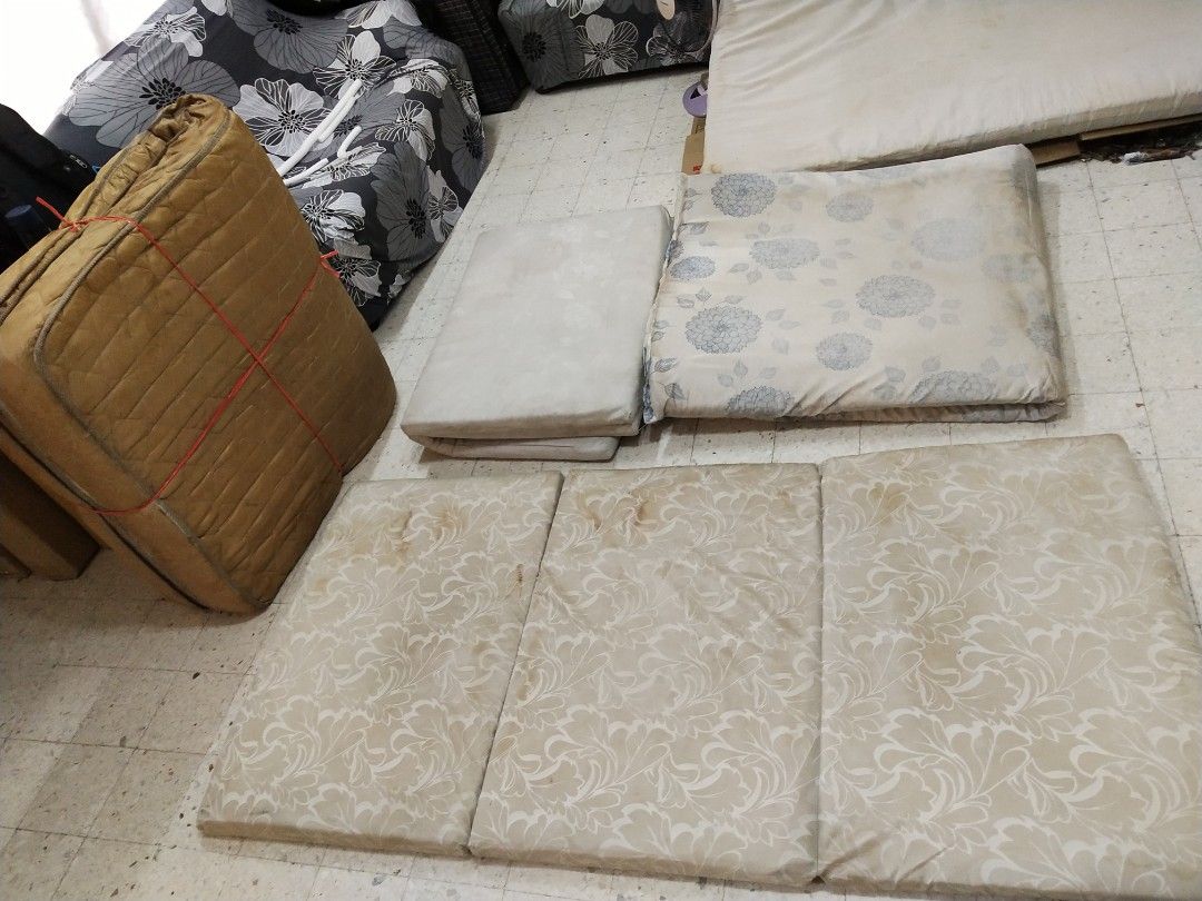 Tilam bujang single mattress (foam latex sponge getah), Furniture ...