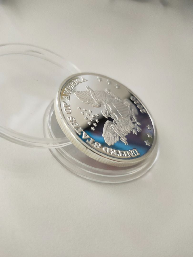 USA silver colour Biden commemorative coin 2020 with red white blue ...