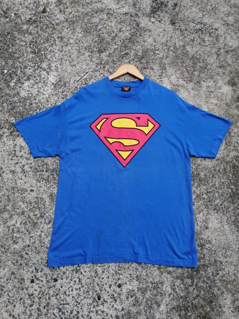 Vintage Y2K Superman Logo 2001 DC Comics Tee, Men's Fashion, Tops ...