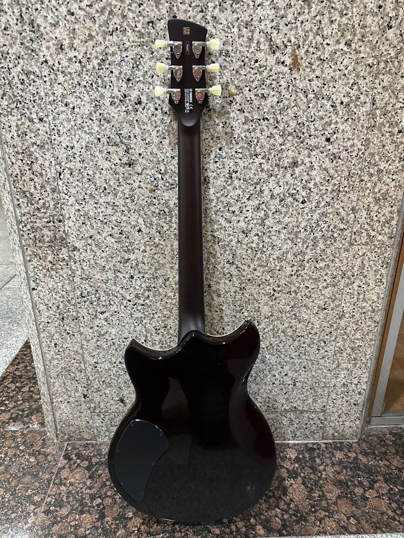 YAMAHA RSS02T REVSTAR ELECTRIC GUITAR, Hobbies & Toys, Music & Media ...