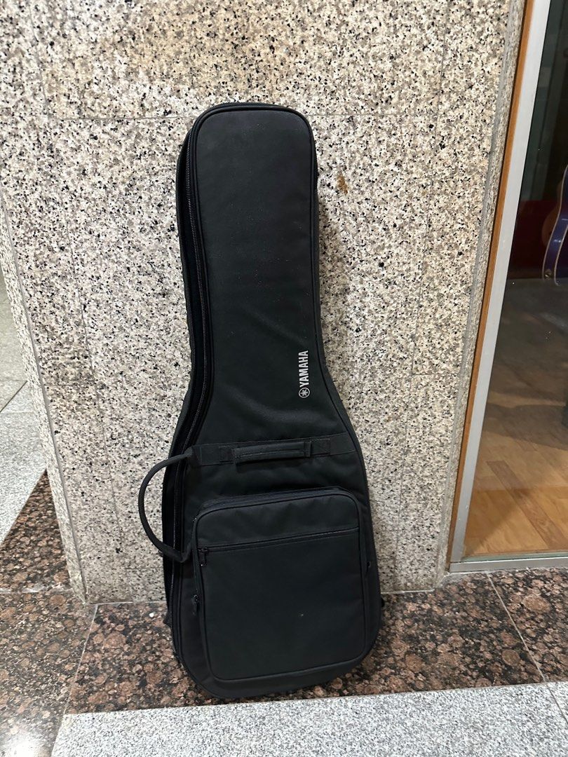 YAMAHA RSS02T REVSTAR ELECTRIC GUITAR, Hobbies & Toys, Music & Media ...