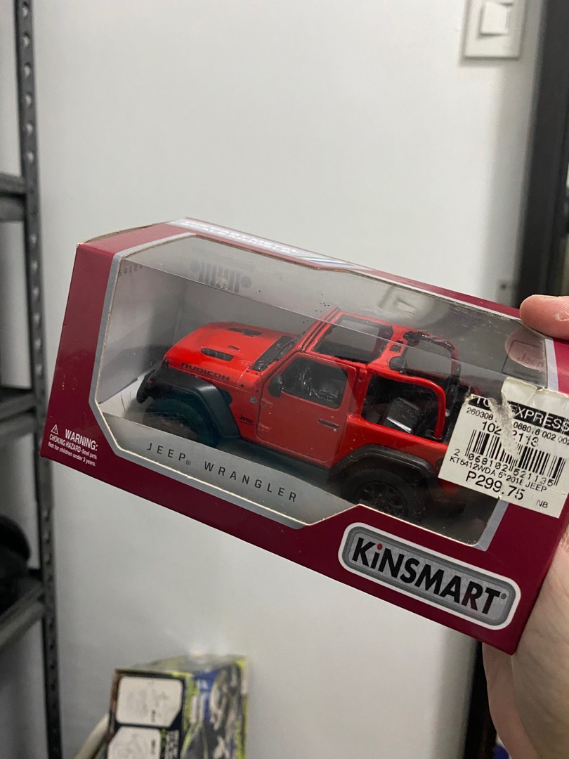 1:43 Kinsmart Jeep Wrangler, Hobbies & Toys, Toys & Games on Carousell