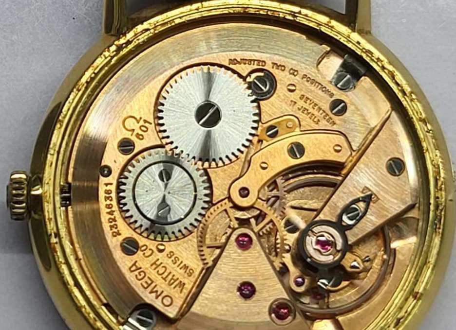 1966 Omega Calibre 601 (Vintage) on Carousell