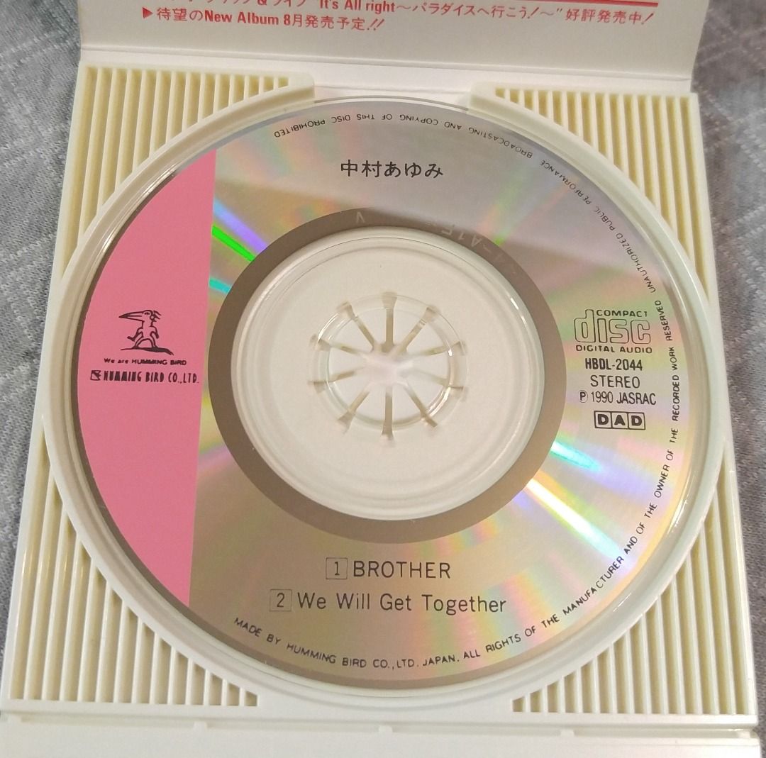 中村あゆみ - BROTHER 日版 二手單曲 CD, 書籍、休閒與玩具, 樂器、音樂相關, CD、DVD在旋轉拍賣